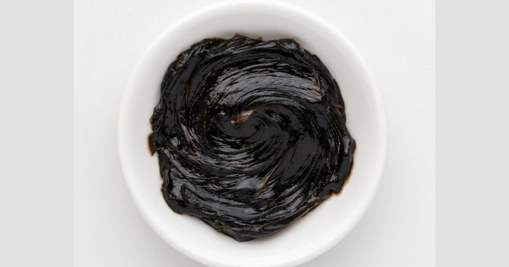 Bloodroot Paste: A Comprehensive Guide for Treating Warts and Moles ...